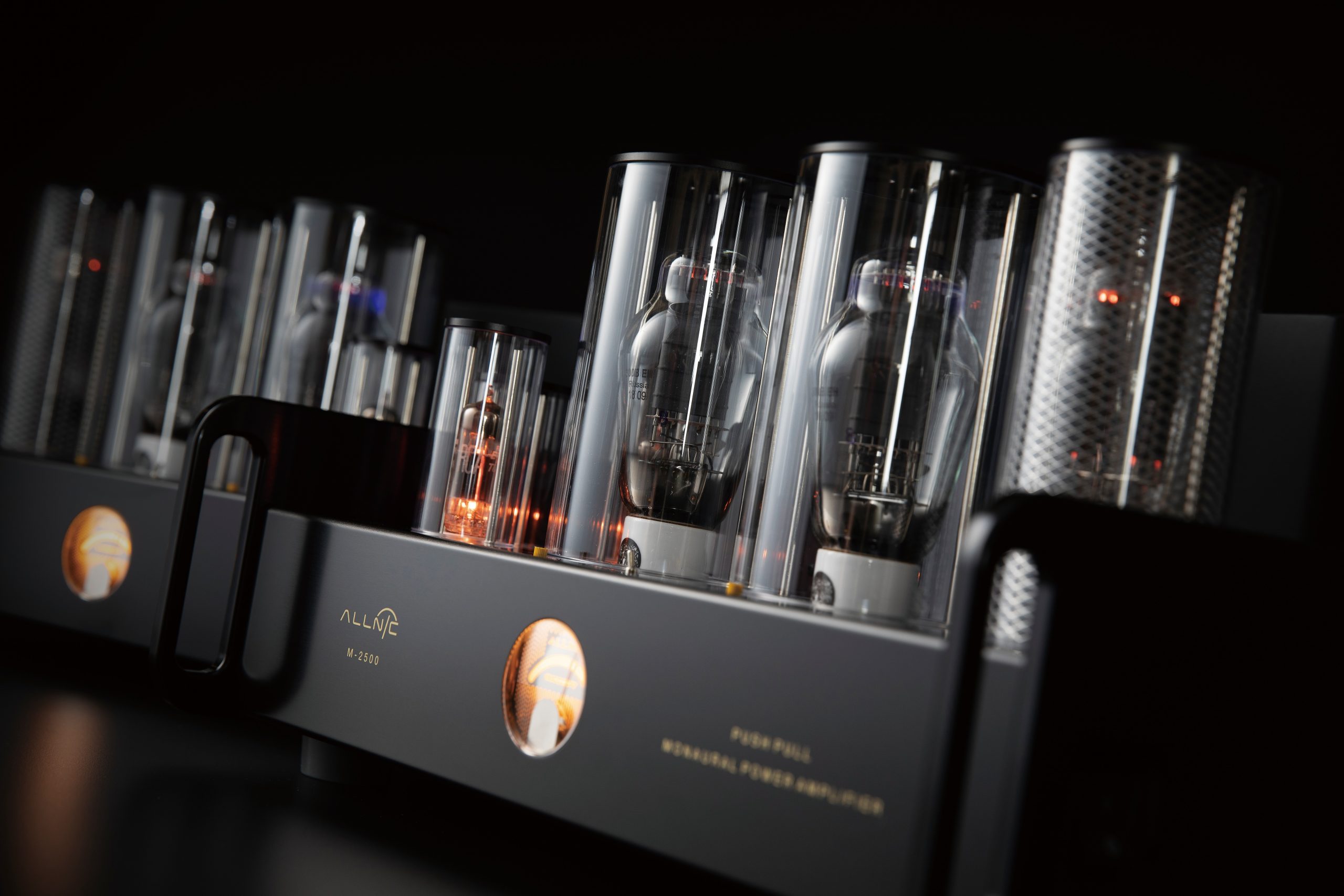 ALLNIC M-2500 MONO POWER AMPLIFIER (PAIR) - Sound Gallery